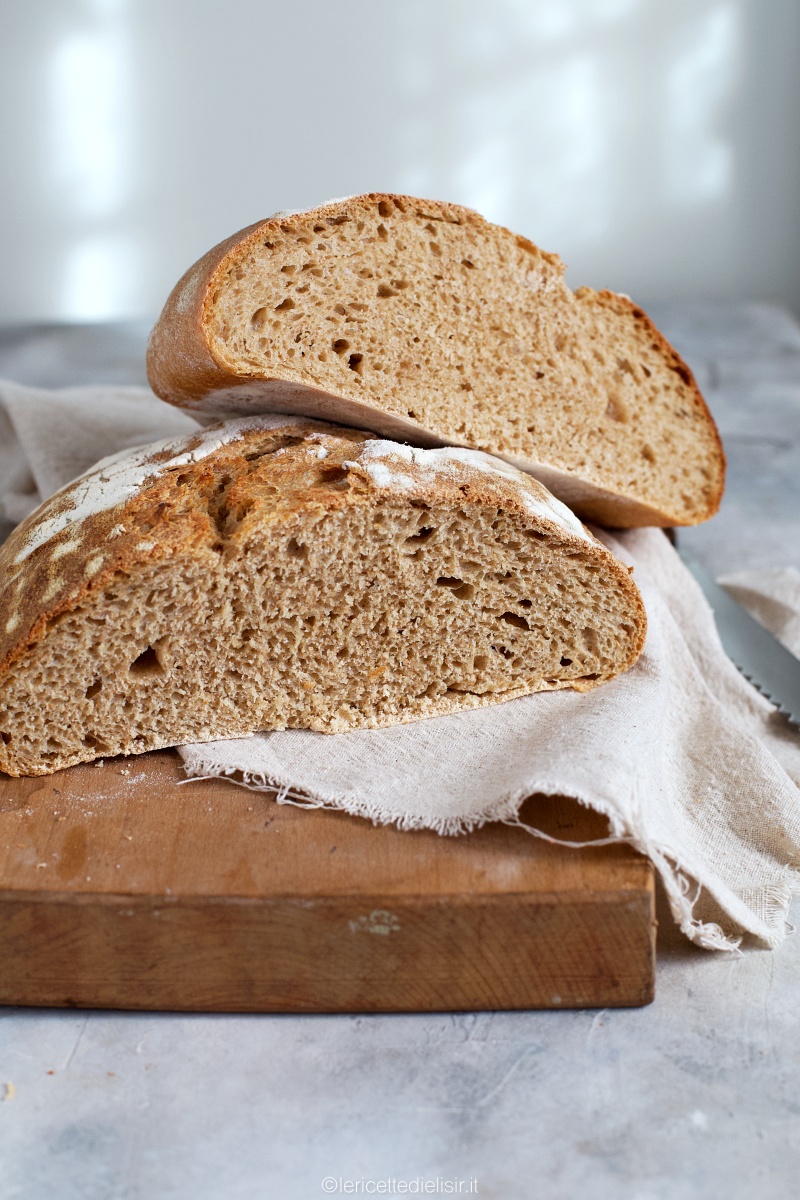 Ricetta pane cafone napoletano ~ Le Ricette di Elisir... Ricetta pane cafone napoletano ~ Le Ricette di Elisir...